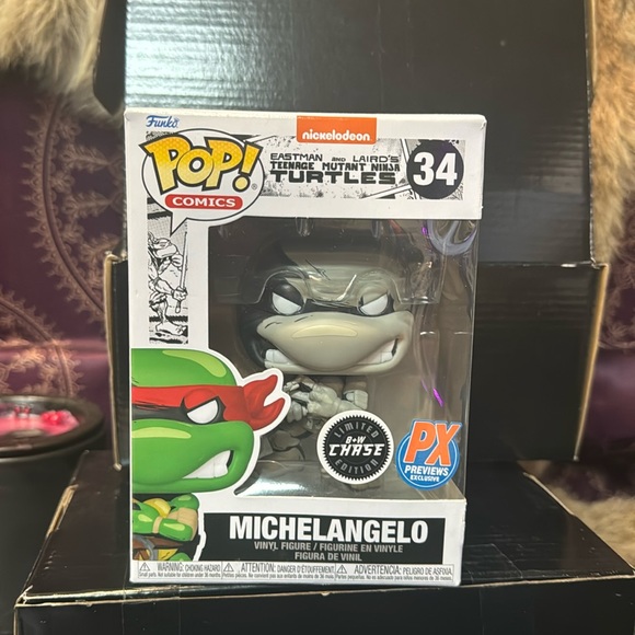 Funko | Toys | Funko Pop Teenage Mutant Ninja Turtle Michelangelo Chase ...